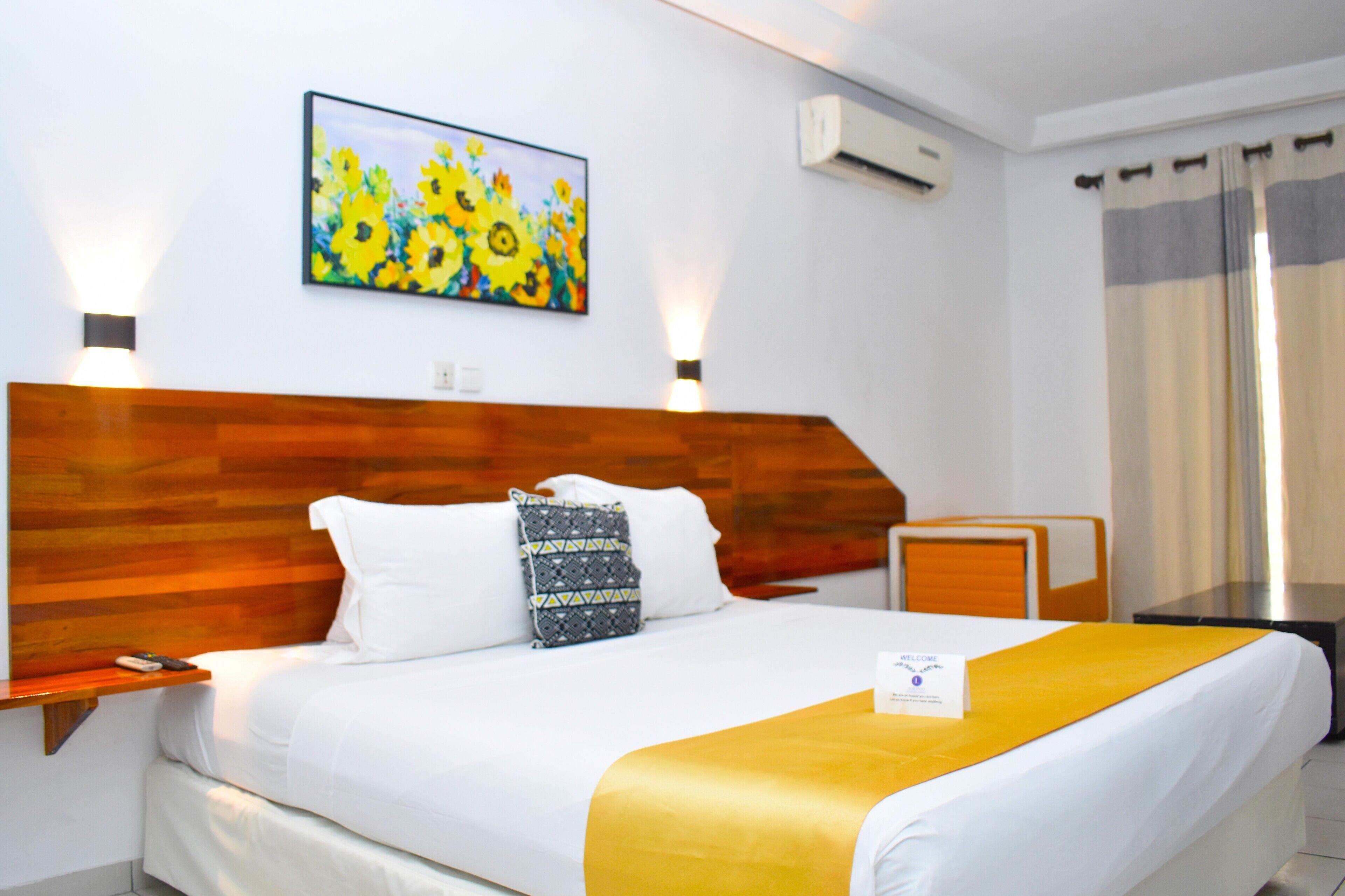 Escrivaninha, Wi-Fi de cortesia