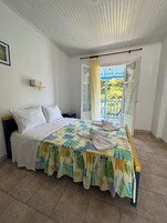 Quartos insonorizados, ferro/tábua de engomar 