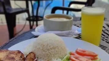 Alimentação e bebidas