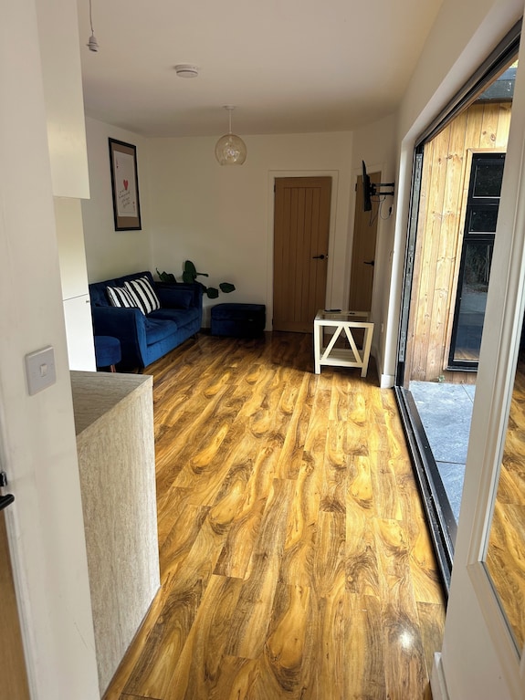 Great Location In Nottingham - Nottingham