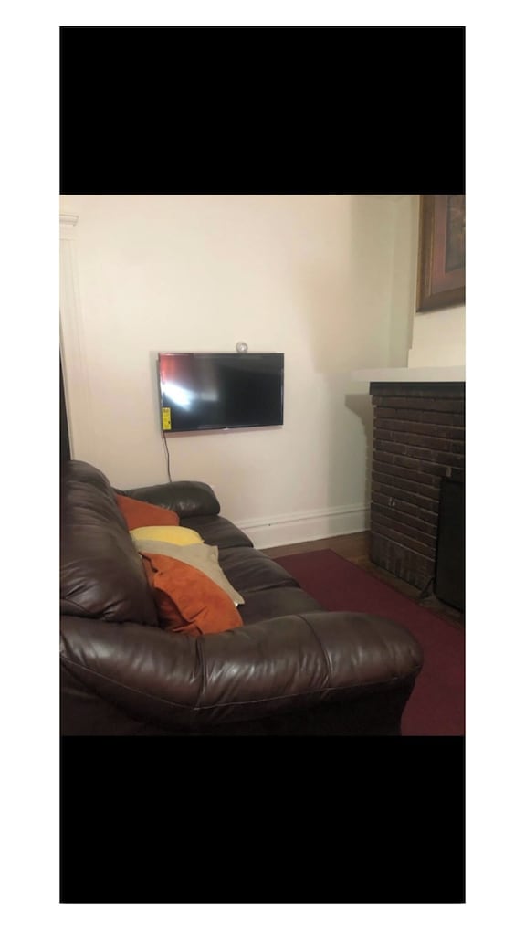 Lovely 1br Apartment In Charming Downtown Albion - Albion, MI