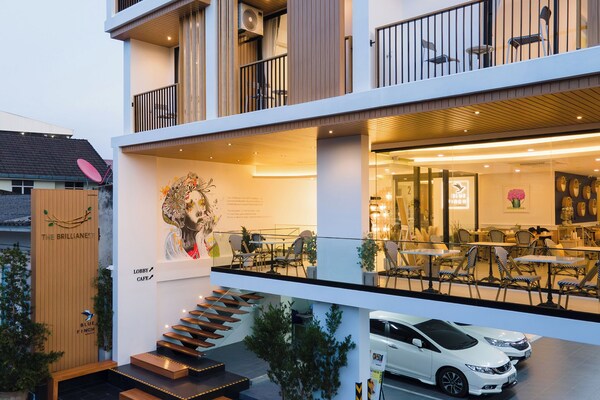 The Brillianest Gallery Hotel - Hat Yai