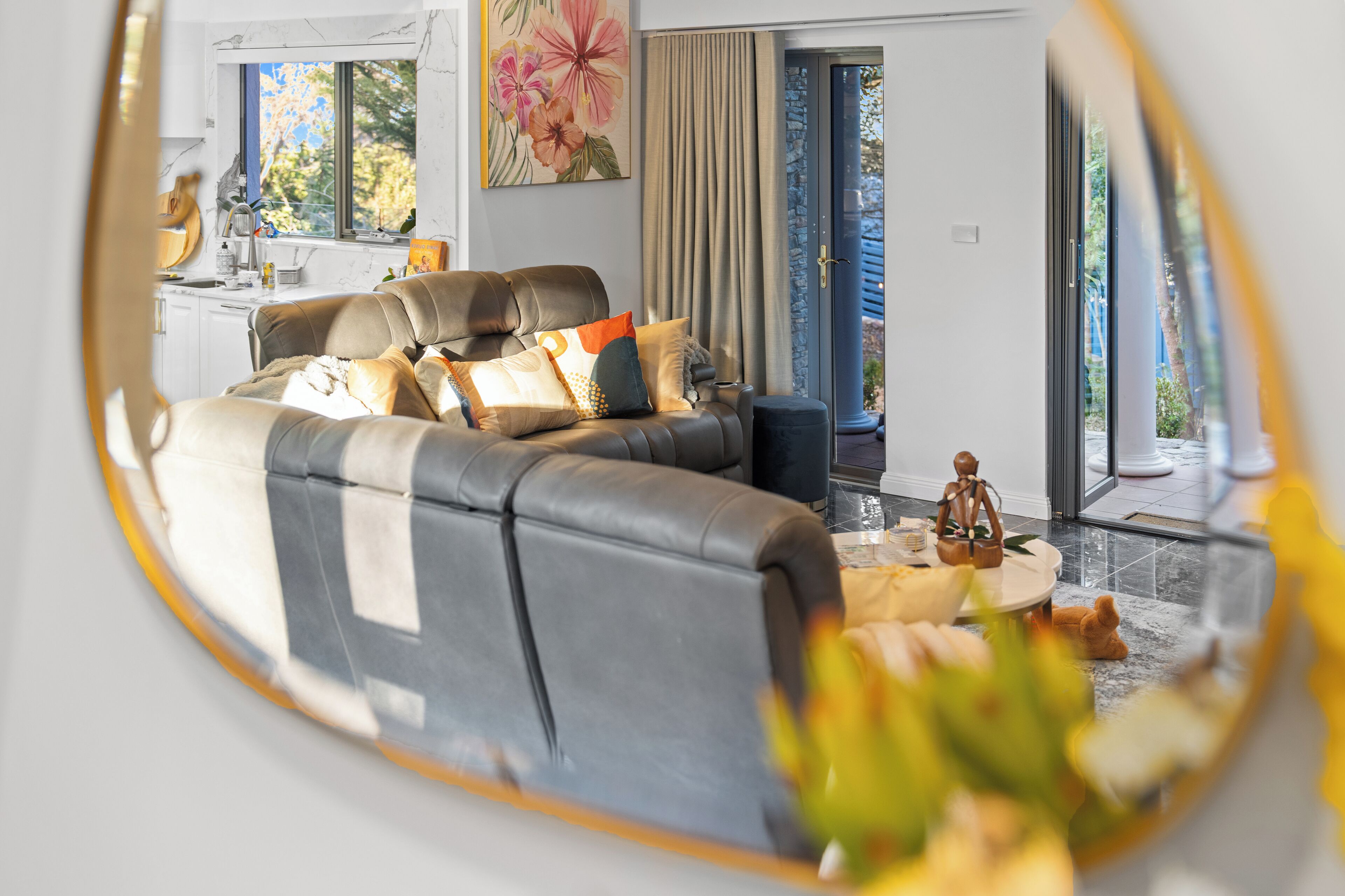 Voice Controlled Smart House With 6-person Spa And Outdoor Dining. Pet Friendly. - Katoomba