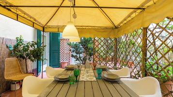 Apartamento (2 Bedrooms) | Terraço/pátio interior