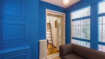 Apartamento (2 Bedrooms) | Sala de estar | Televisor