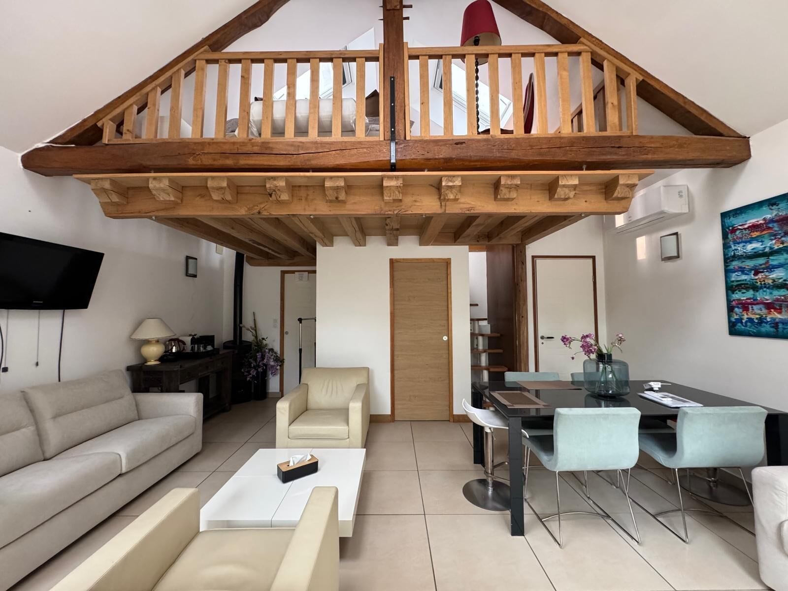 Loft Deluxe, 1 quarto | Roupa de alta qualidade, com decoração personalizada 