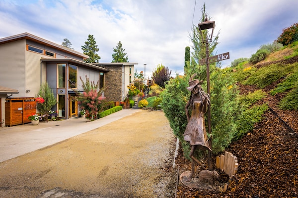 Cormier's Studio - Penticton