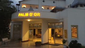 Entrada do alojamento