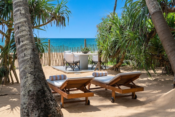 Pequenos-almoços, almoços, jantares servidos, cozinha regional