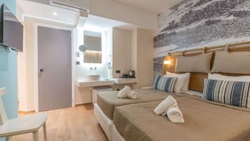 Quarto Duplo Superior | Cofre no quarto, com decoração personalizada