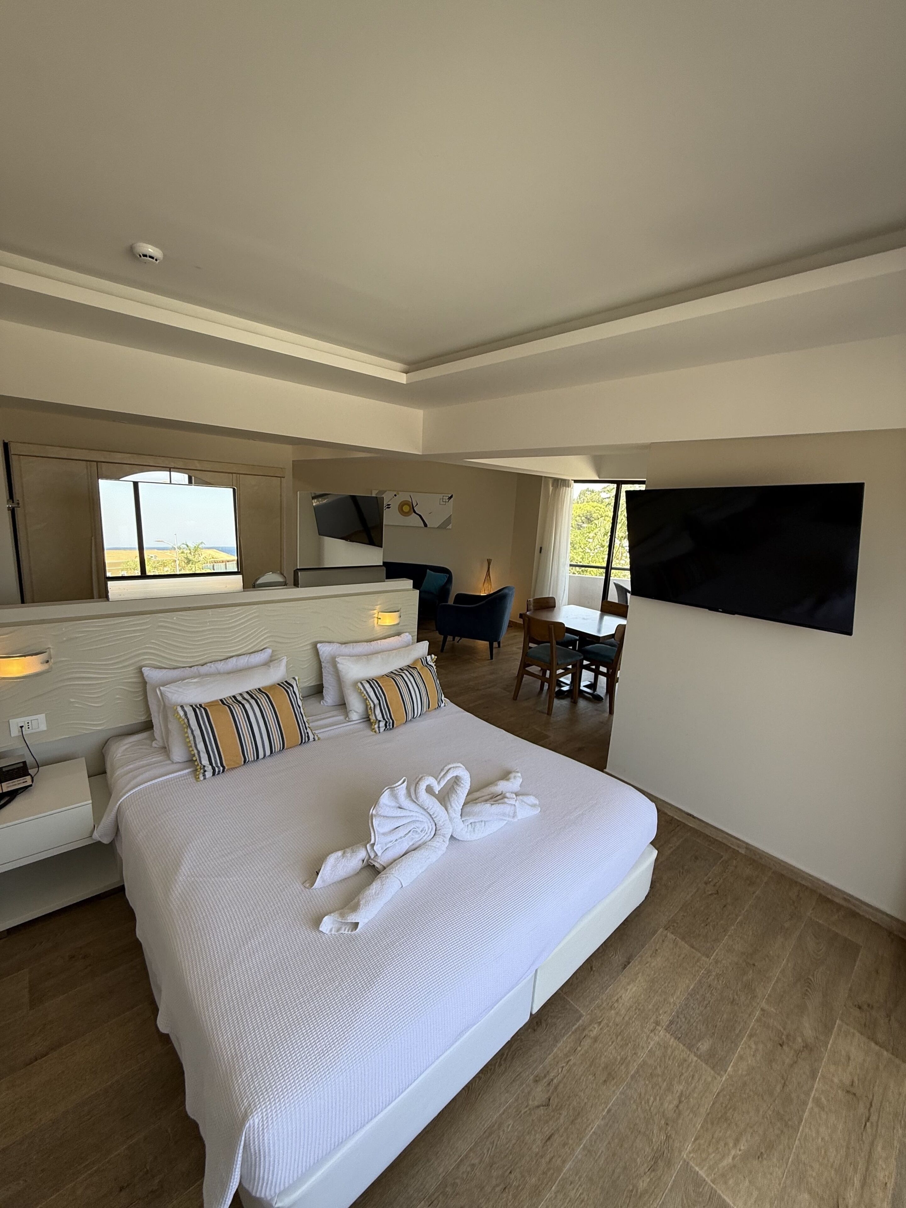 Suíte luxo | Cofres nos quartos, individualmente decorados