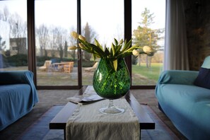 VILLA AIA | Área de estar | TV de tela plana