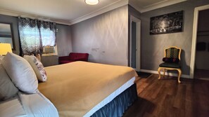 Quarto Familiar, 2 camas de casal, não fumadores | Secretária, Wi-fi grátis 