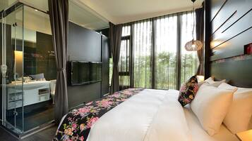 Quarto Duplo Deluxe | 1 quarto, roupa de alta qualidade, secretária