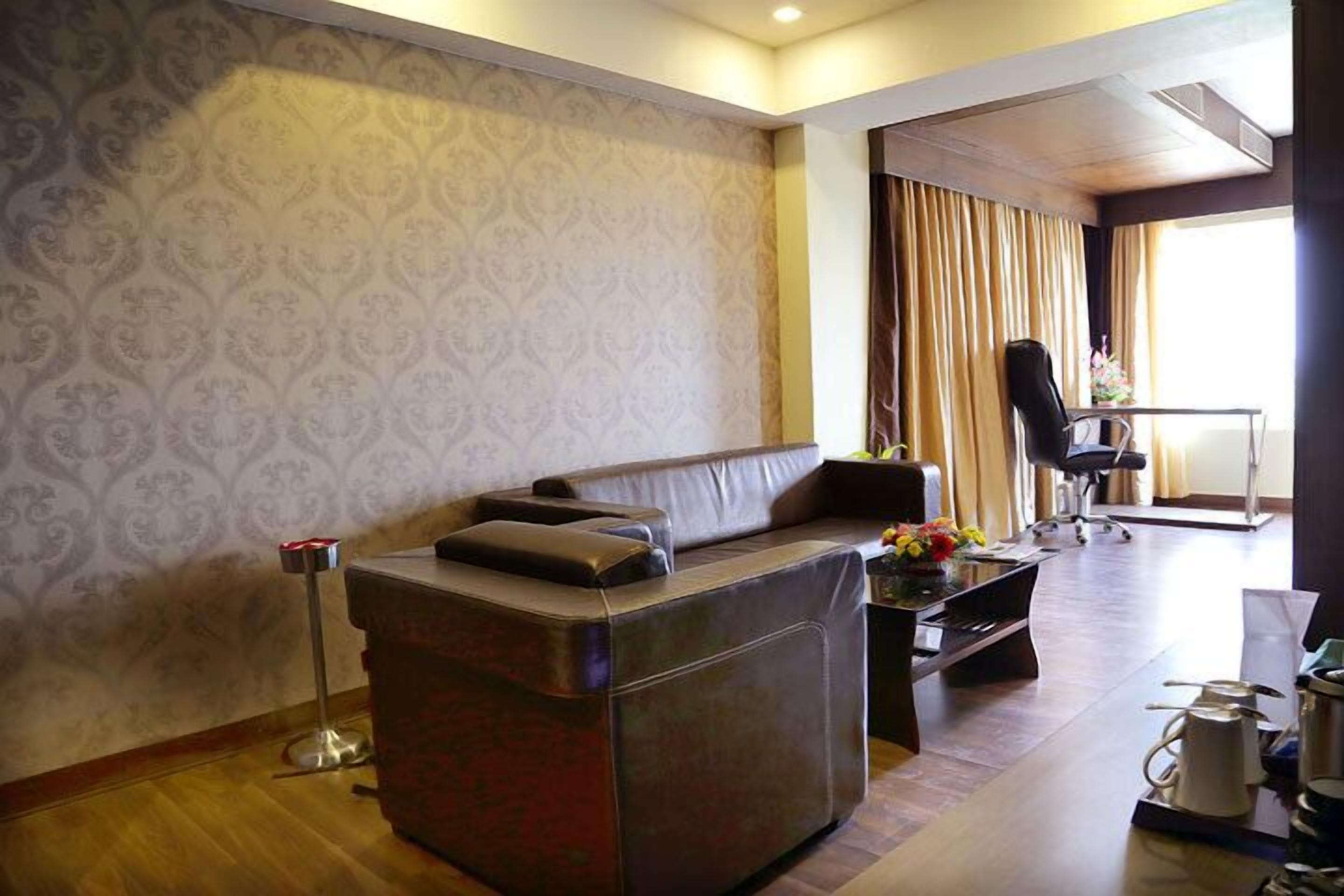 Televisor LCD de 32 polegadas com canais por cabo, televisor 