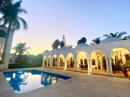 Fachada da propriedade