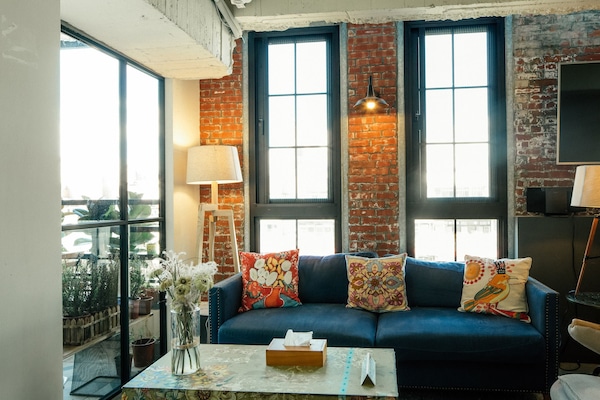 Área de estar no saguão