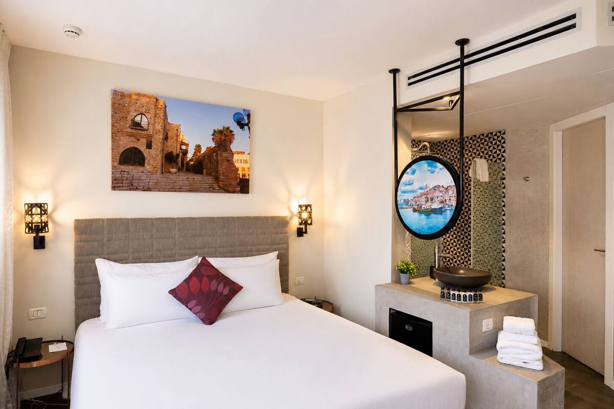 Quarto Clássico, varanda, Vista para a cidade | Roupa hipoalergénica, minibar, cofre no quarto, quartos insonorizados 