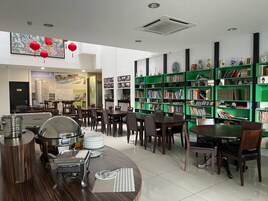 Buffet de pequeno-almoço