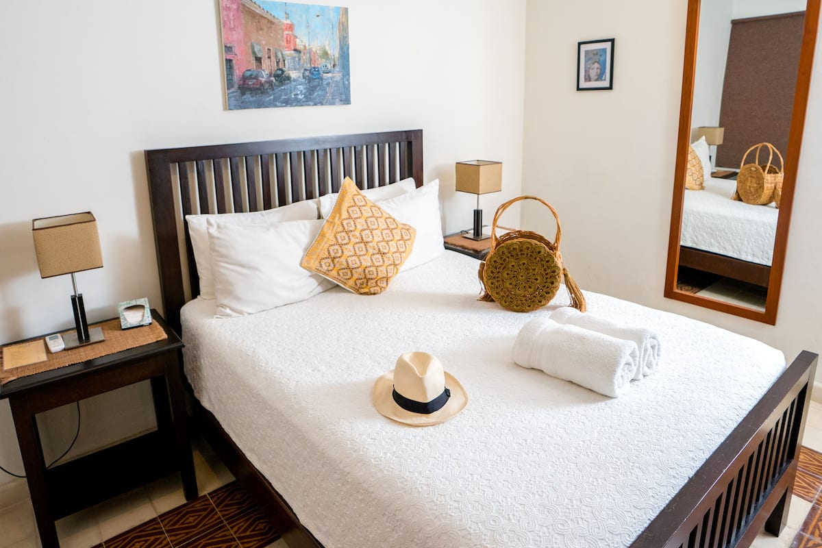Quarto luxo, 1 cama Queen | Roupas de cama de algodão egípcio, roupas de cama premium