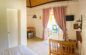 Quarto | Secretária 