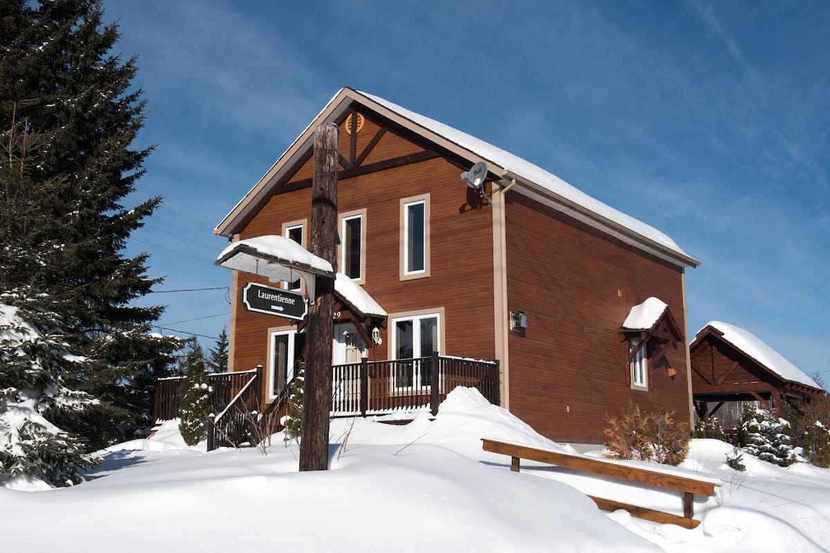 La Laurentienne - Chalet 3 chambres | 1 quarto, ferro/tábua de engomar, Wi-fi grátis 