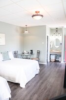 Quarto Standard, 2 camas de casal | Wi-fi grátis, roupa de cama fornecida 