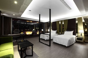 1 quarto, roupa de alta qualidade, edredões de penas, minibar grátis
