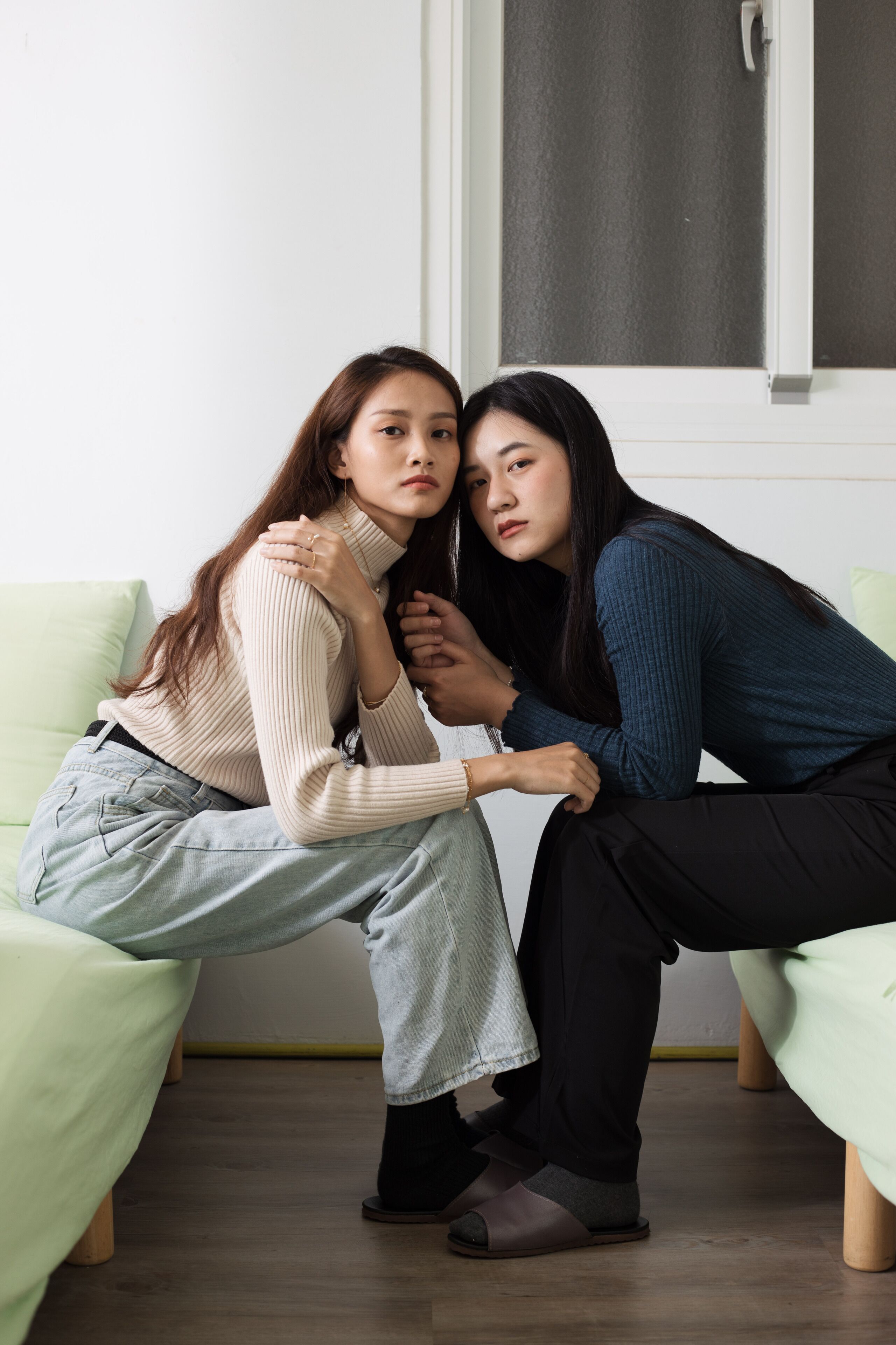 Quarto Twin Básico, apenas para mulheres, casa de banho partilhada | Secretária, Wi-fi grátis, roupa de cama fornecida 