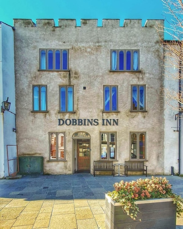 Dobbins Inn - Scotland