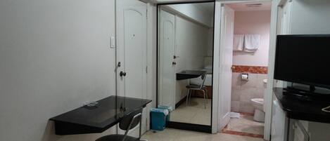 Estúdio, 1 cama de casal | Comodidade do quarto