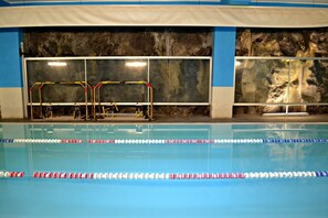 Piscina interior 