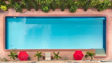 Piscina exterior