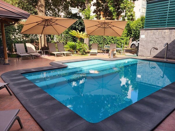 Alhambra B&b Guest House Di Charme - Giarre