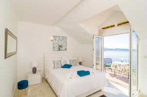 Apartamento Standard, 1 quarto, varanda, vista para o mar | Roupa de alta qualidade, berços/camas para crianças grátis 