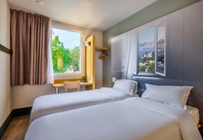 Quarto duplo, para não fumantes | Roupas de cama premium, escrivaninha, quartos à prova de som