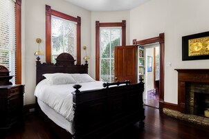 1 quarto, roupas de cama premium, individualmente decorados