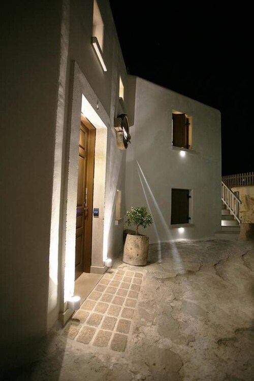 Anagram Hotel Reviews, Deals & Photos 2024 - Expedia