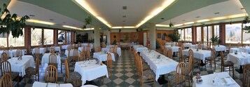 Almoço e jantar