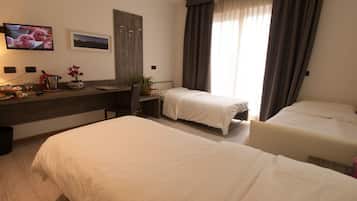 Quarto casal ou duplo | Roupas de cama premium, cofres nos quartos, escrivaninha