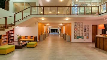 Entrada (vista interior)