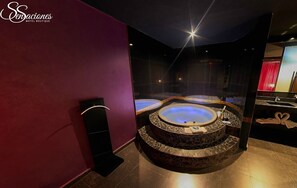 Suíte design (Arabe with Round Bed) | Banheira de hidromassagem