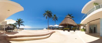 Café da manhã, almoço e jantar; culinária internacional 