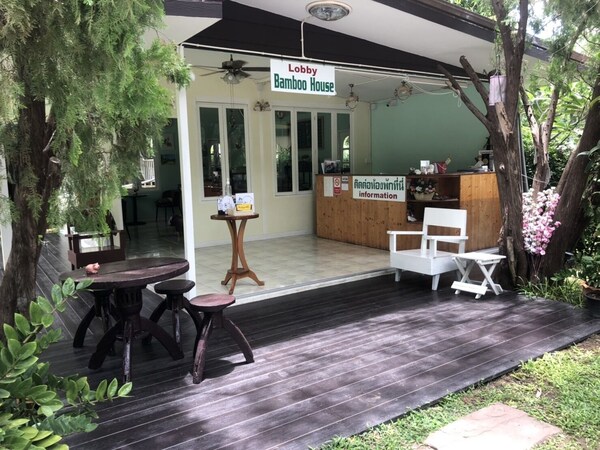 Bamboo House Kanchanaburi - Kanchanaburi