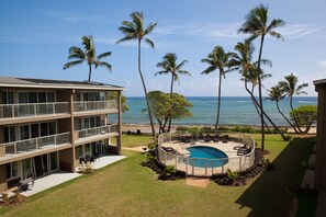 2 piscinas exteriores 