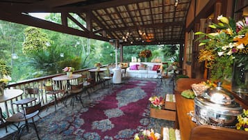 Espaço interior para casamentos
