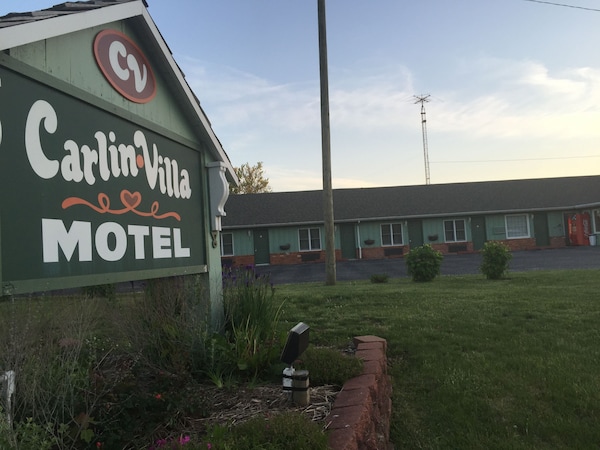 Carlin Villa Motel - Illinois