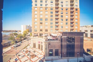 Apartamento Standard em Condomínio Fechado, 1 quarto, cozinha, vista para o rio (Condo 8) | Terraço/pátio interior