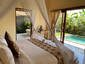 Villa, 1 quarto, piscina privativa | Minibar, cofre no quarto, secretária, ferro/tábua de engomar 