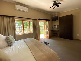 Casa de Campo Deluxe | Lençóis de algodão egípcio, roupa de alta qualidade, secretária